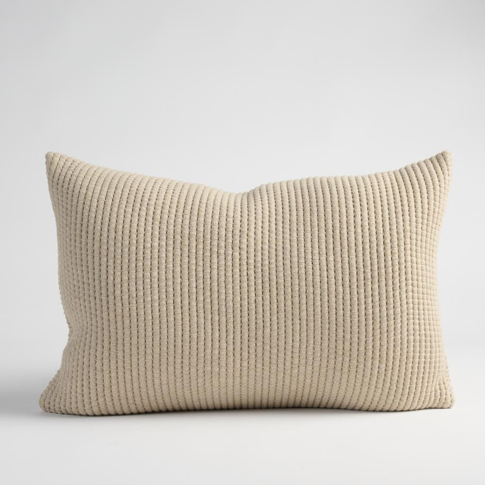 Favo Cushion - Natural – Eadie Lifestyle