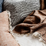 Tabako Linen Throw – Eadie Lifestyle