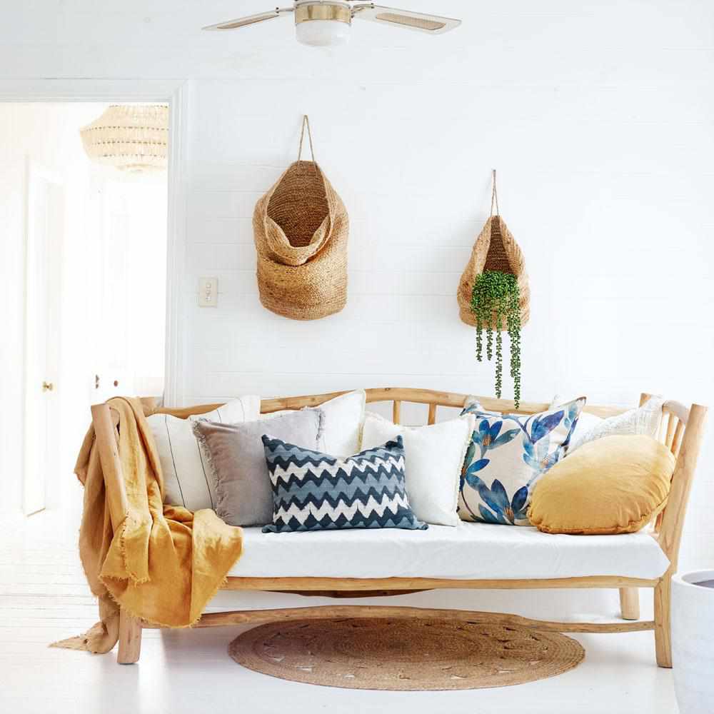 Artisan Handwoven Hanging Sacks - Natural Jute – Eadie Lifestyle