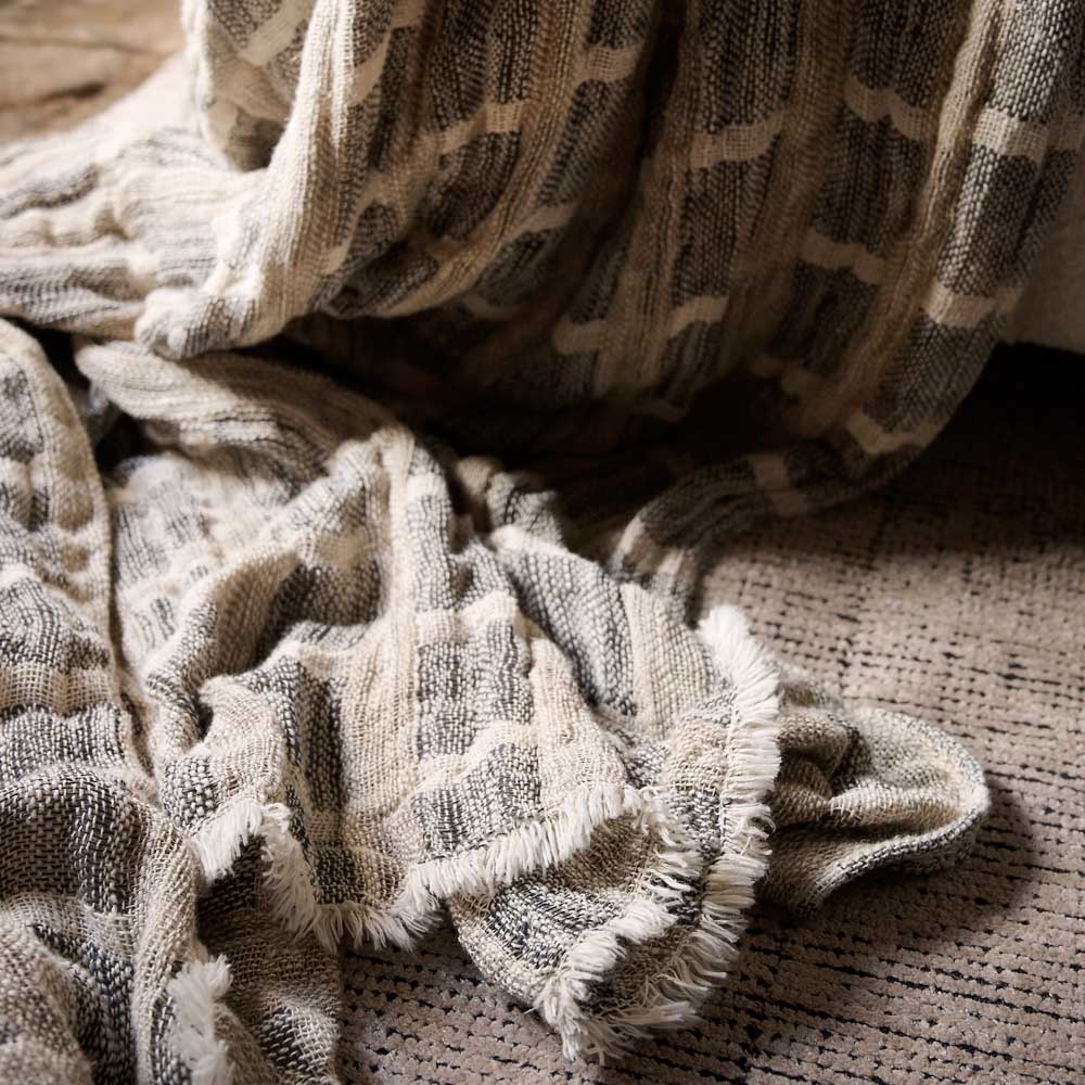 Petra Linen Boho Throw | Eadie Lifestyle